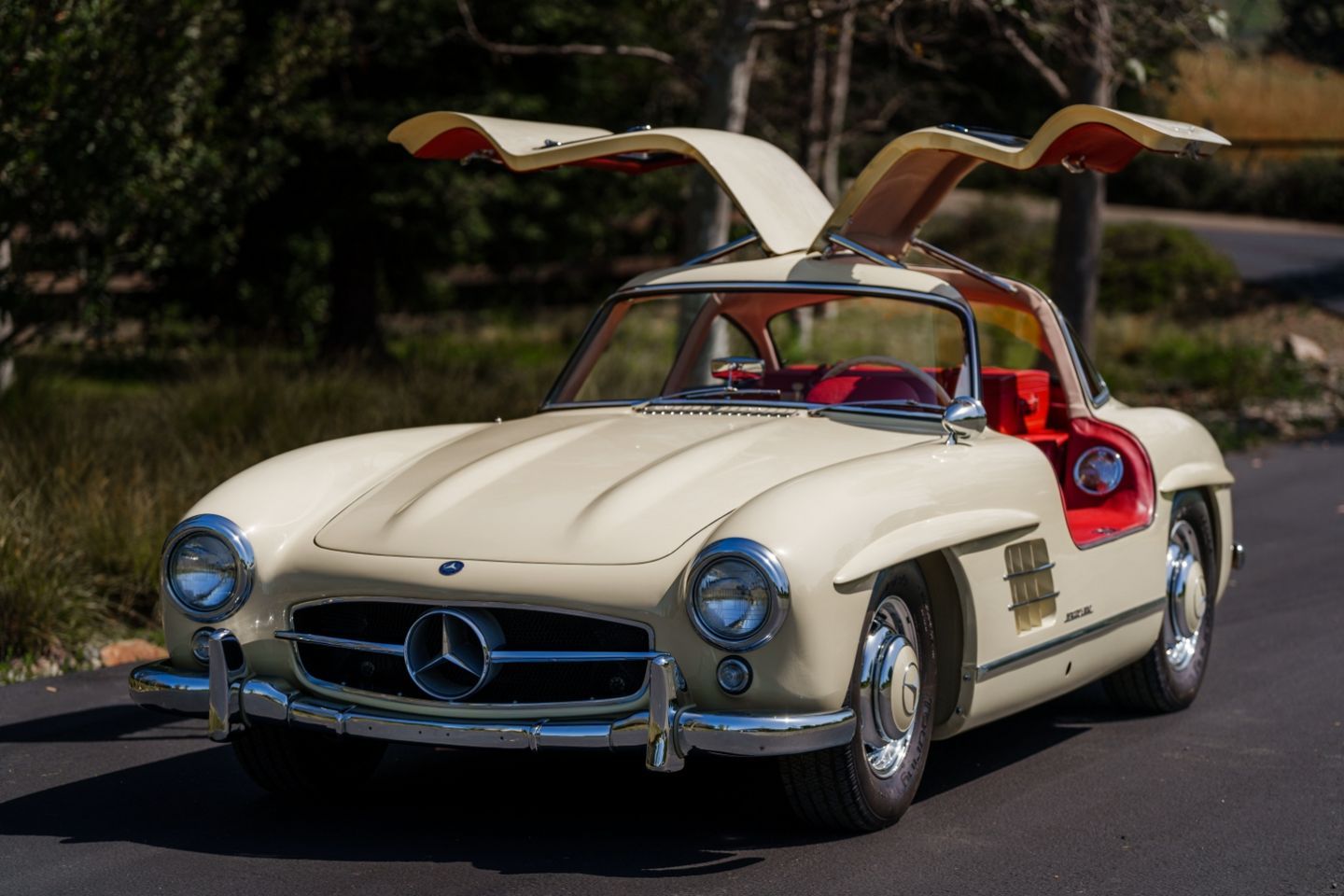 SOLD 1957 Mercedes-Benz 300SL Gullwing - Scott Grundfor Company ...