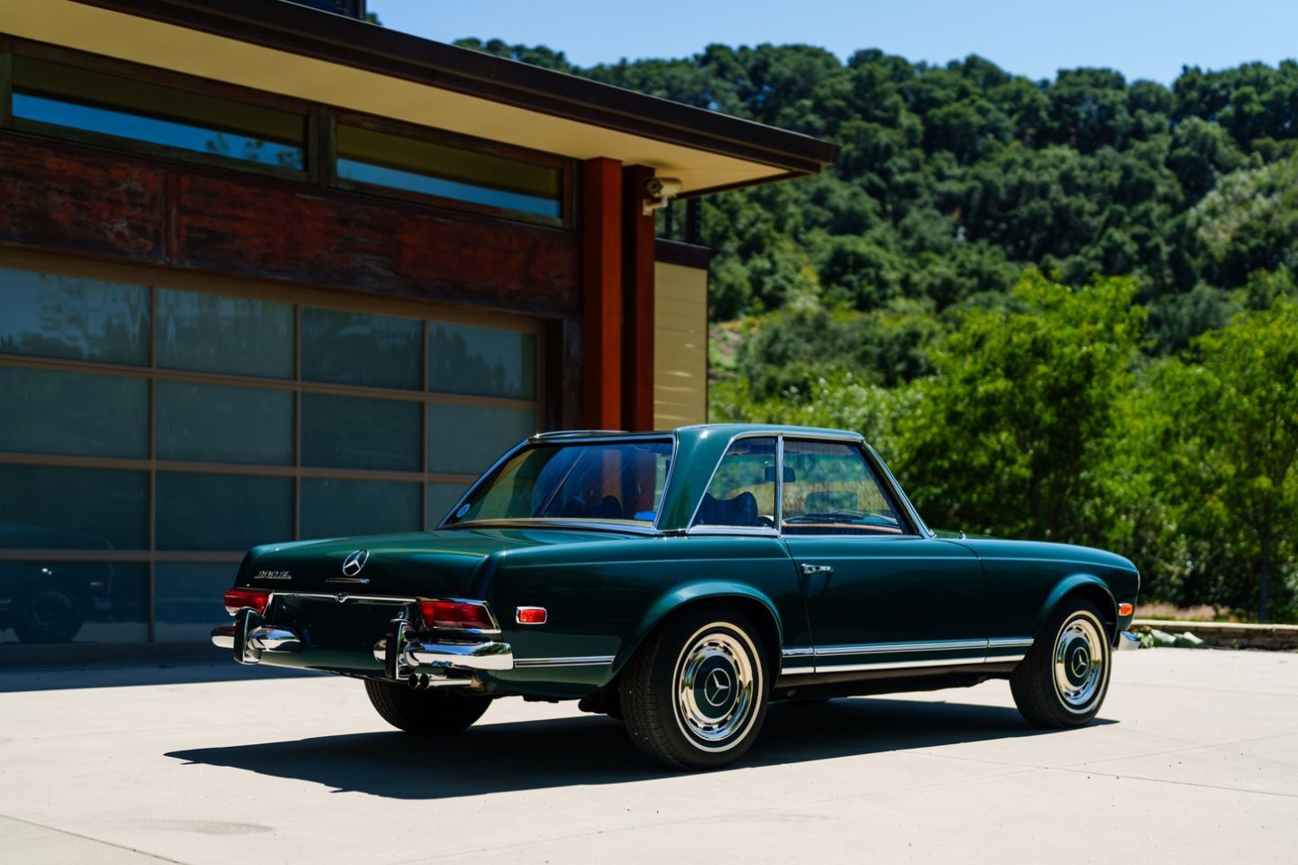 SOLD 1969 Mercedes-Benz 280SL Coupe/Roadster - Scott Grundfor Company ...
