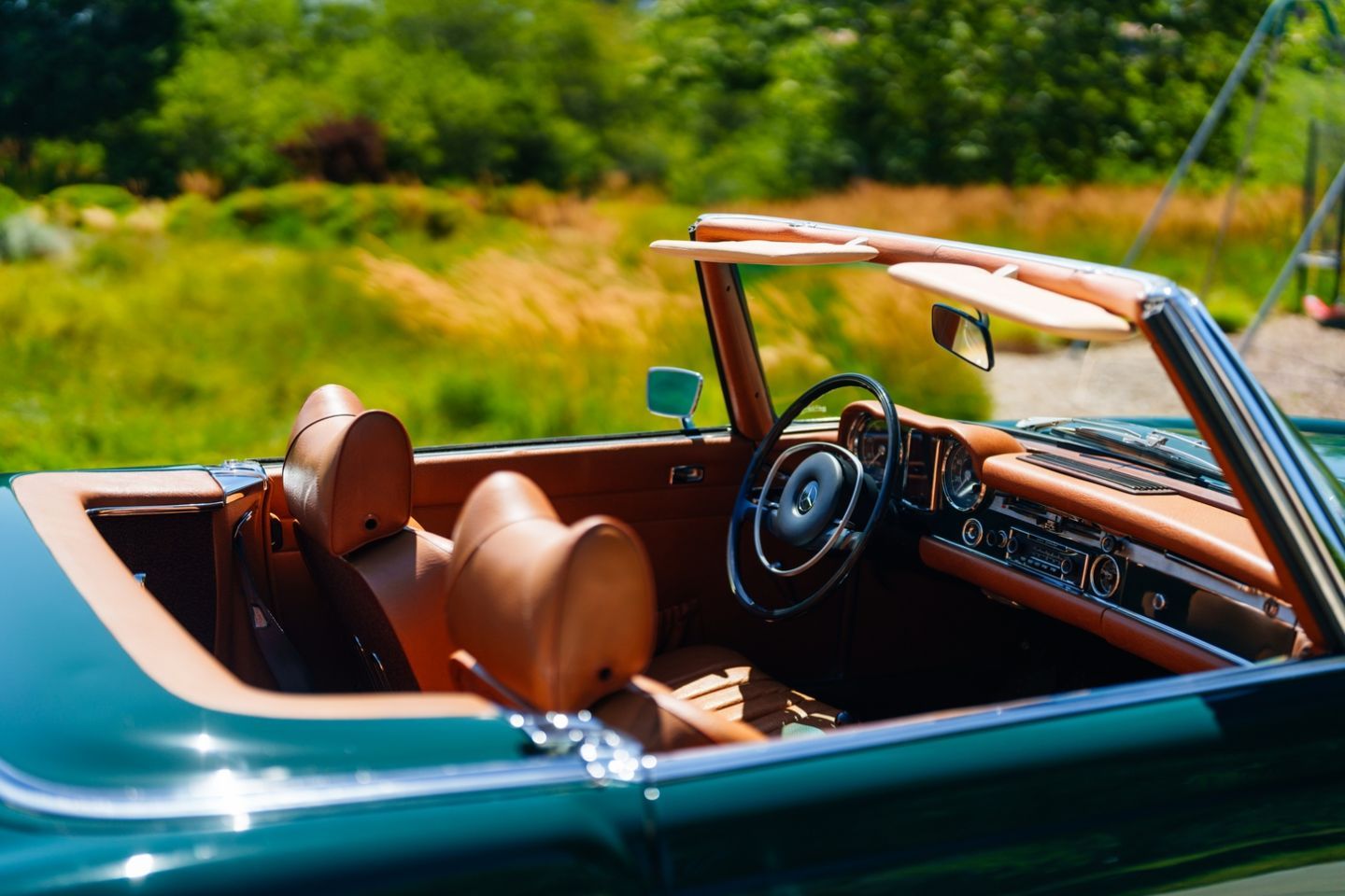 SOLD 1969 Mercedes-Benz 280SL Coupe/Roadster - Scott Grundfor Company ...