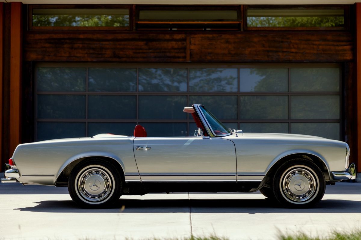 SOLD 1969 Mercedes-Benz 280 SL Coupe/Roadster - Scott Grundfor Company ...